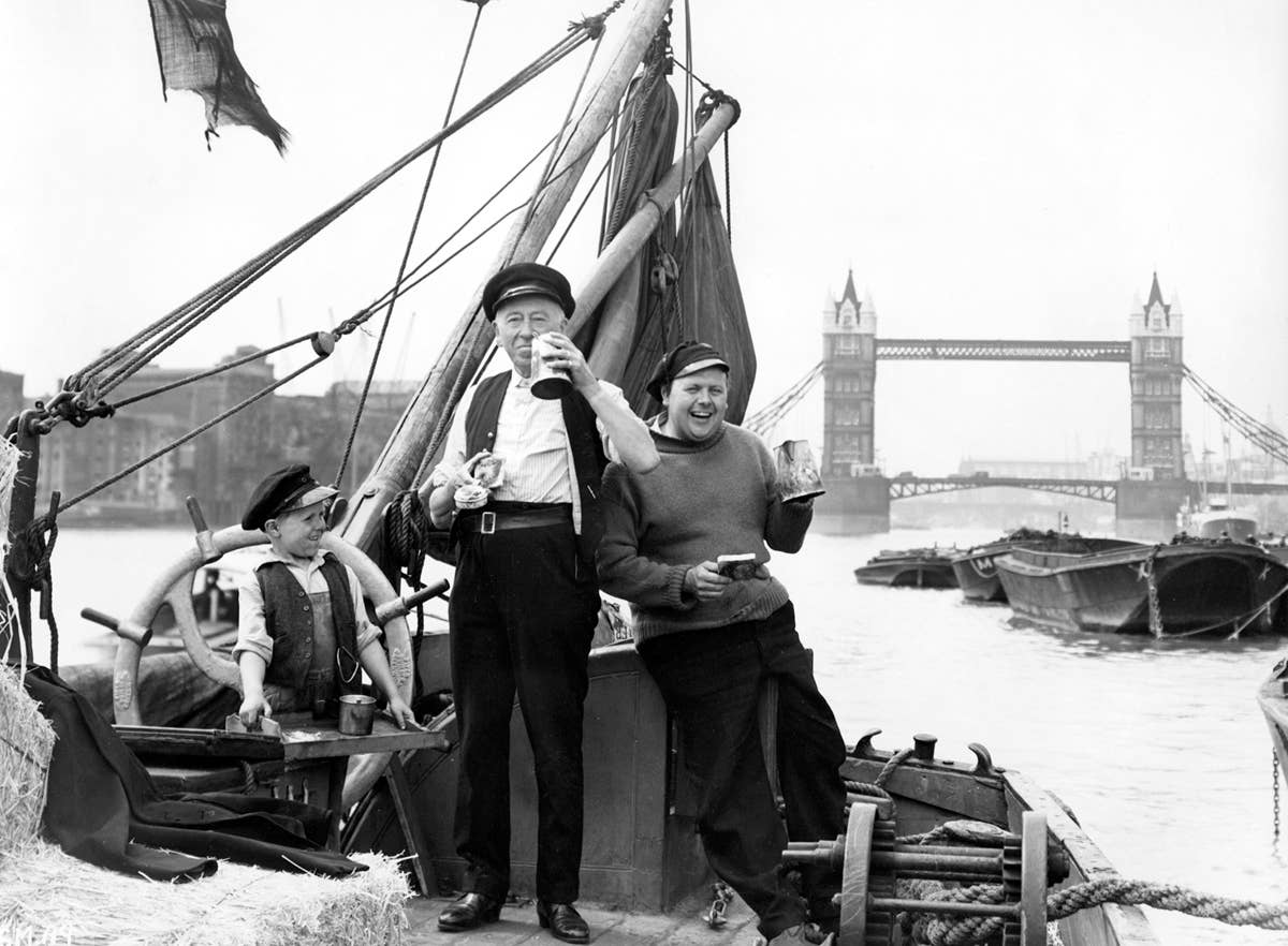 Thames barge blank retro card – Masato Jones